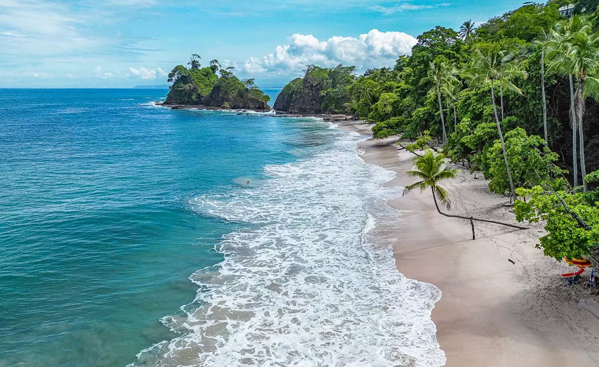 Playa Blanca En Punta Leona Costa Rica - Magicalsunsetcostarica.com